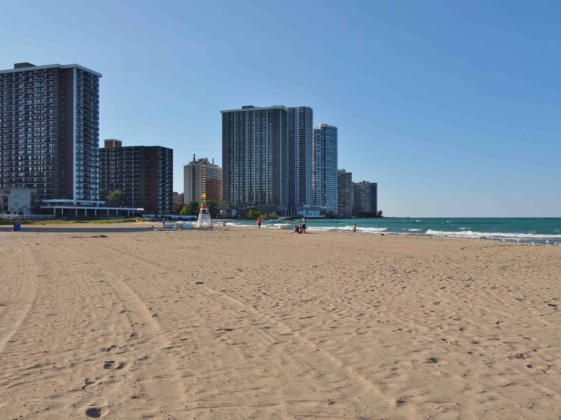 29 Best Chicago Beaches to Explore for Sunny Summer Fun