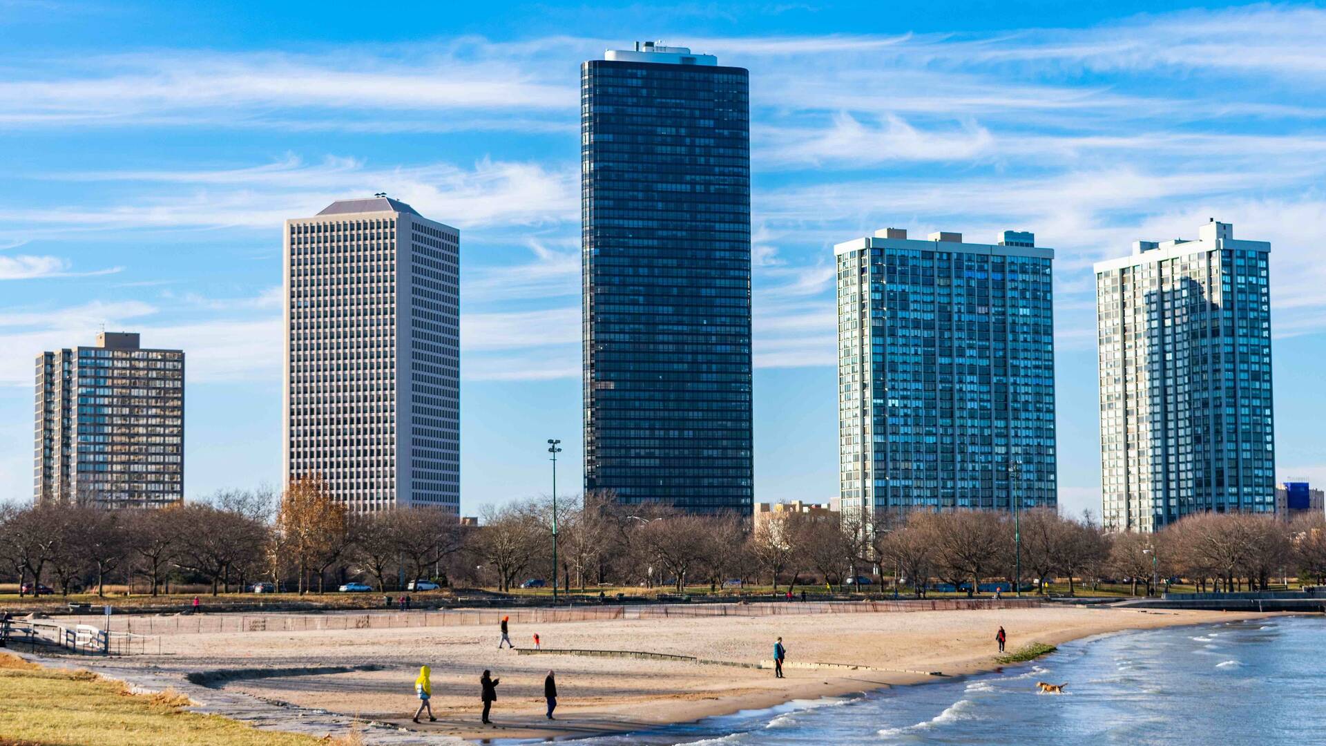 29 Best Chicago Beaches to Explore for Sunny Summer Fun