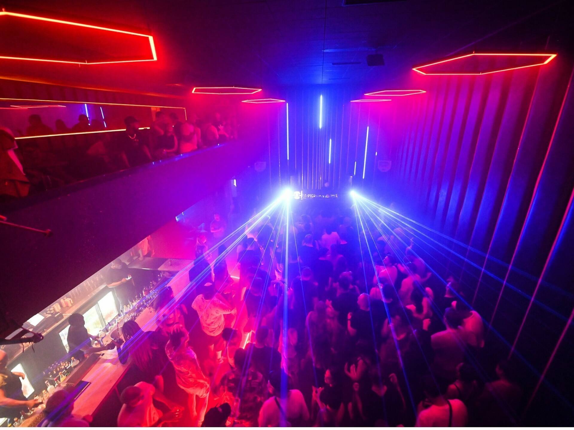 15 Best Clubs in Cape Town | Nightlife Spots Locals Love