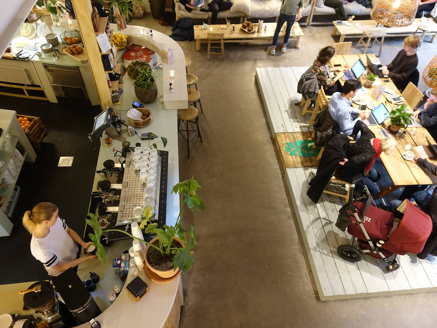 12 Best Cafés in Amsterdam for Coffee and Cakes, By A Local