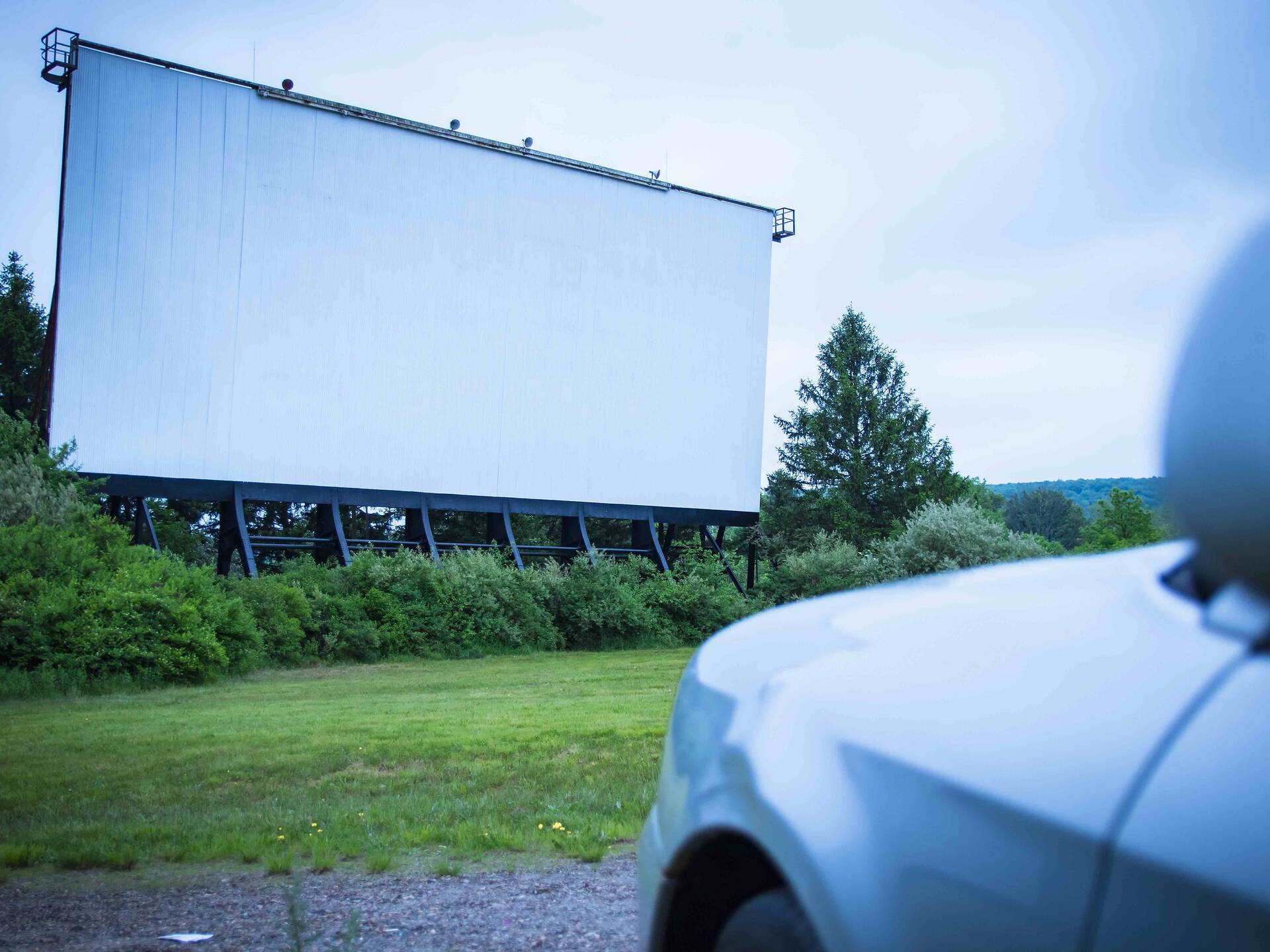 Best Drive-In & Outdoor Movie Theaters Near Chicago