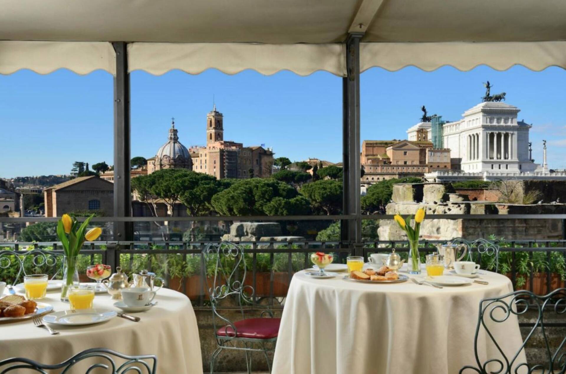12 Best Rooftop Bars In Rome For Cocktails And Views