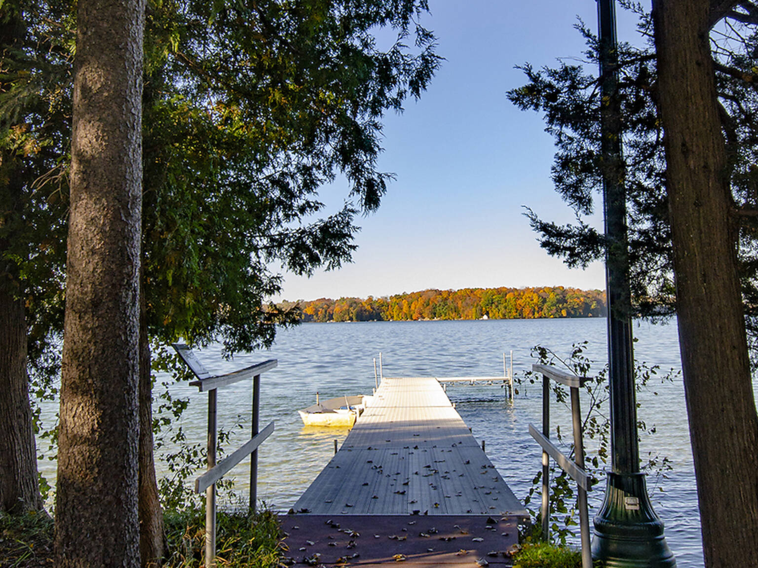 11 Best Lakes in the U.S. For a Cool Freshwater Dip