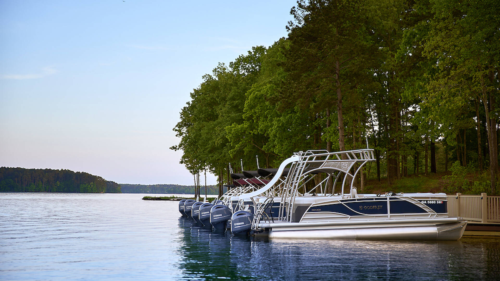 11 Best Lakes in the U.S. For a Cool Freshwater Dip