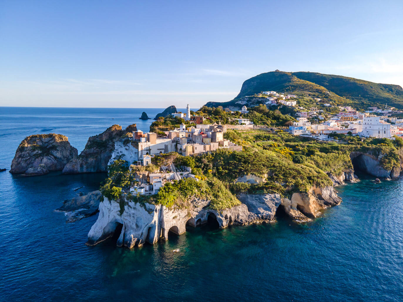 8 Best Islands to Visit in Italy for 2024 | Capri, Sicily and More