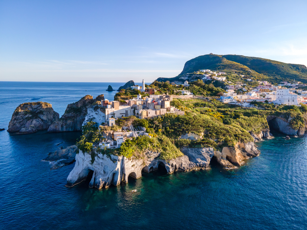 8 Best Islands to Visit in Italy for 2024 | Capri, Sicily and More