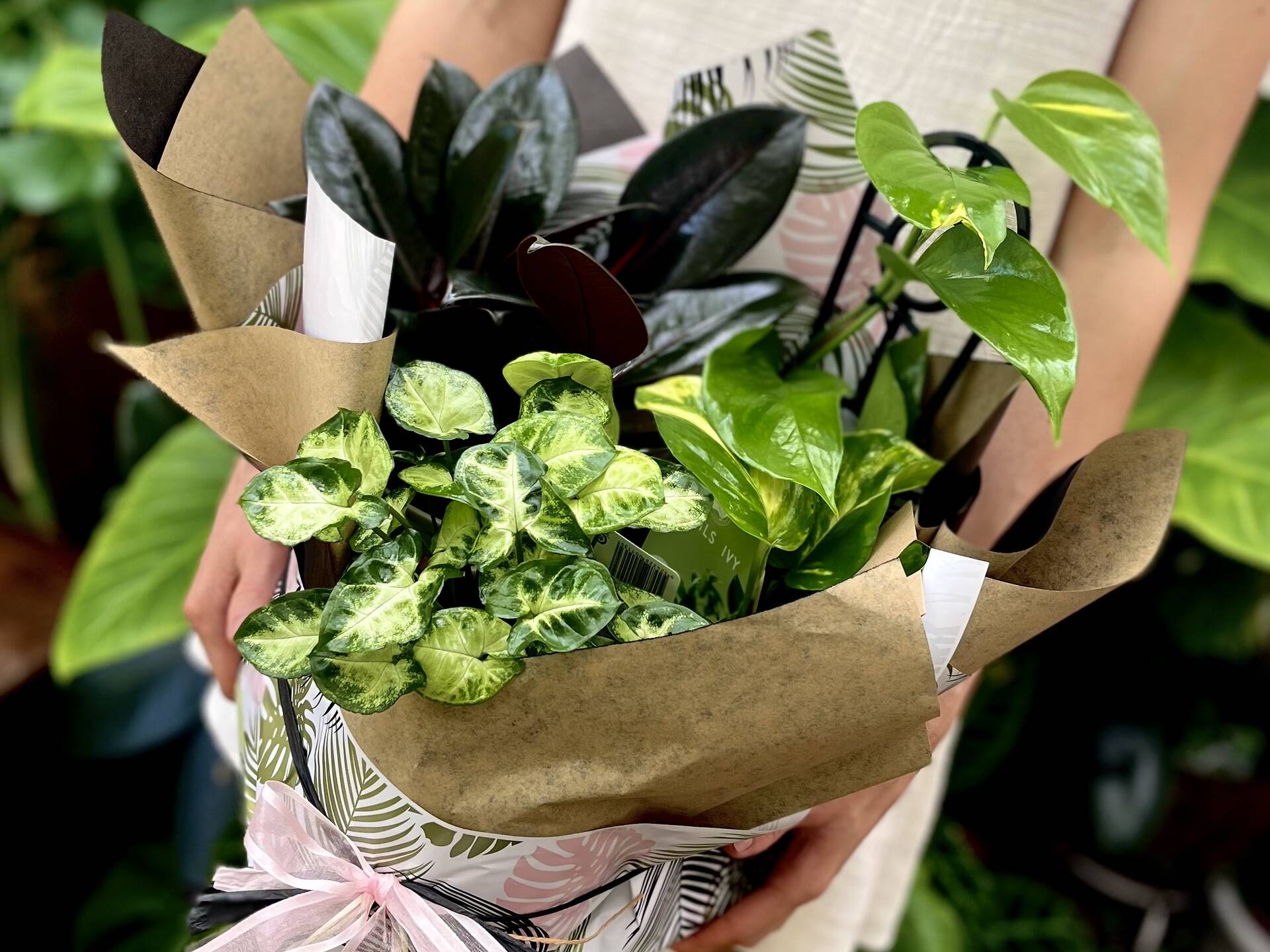 The Best Flower Delivery Services in Melbourne | Online Florists 2024