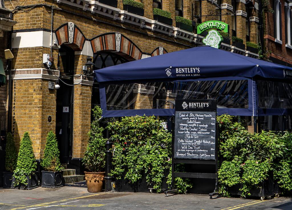 29 Best Mayfair Restaurants: Where To Eat in Mayfair