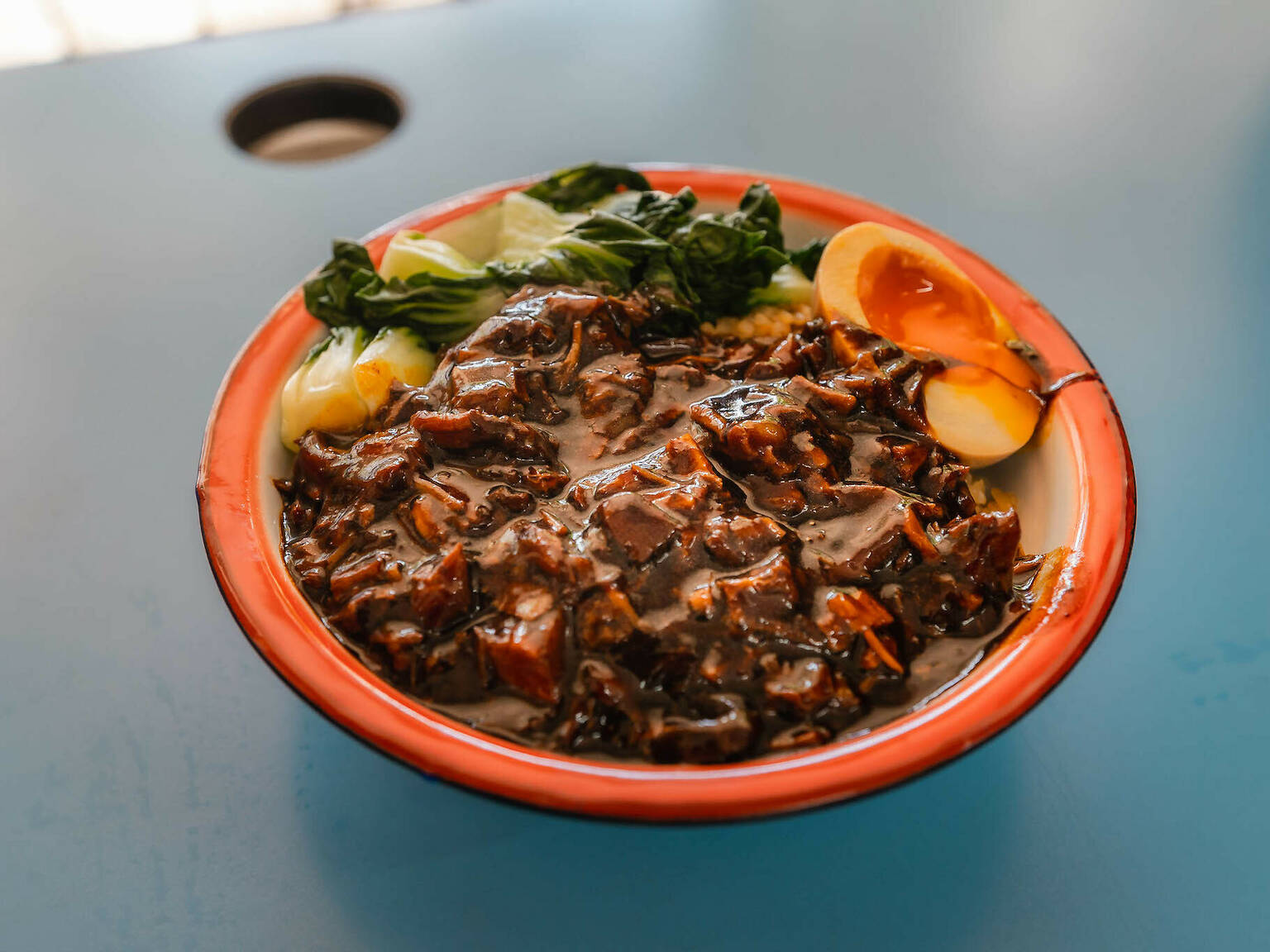 Guide to Golden Mile Food Centre: underrated gems and time-tested hawkers
