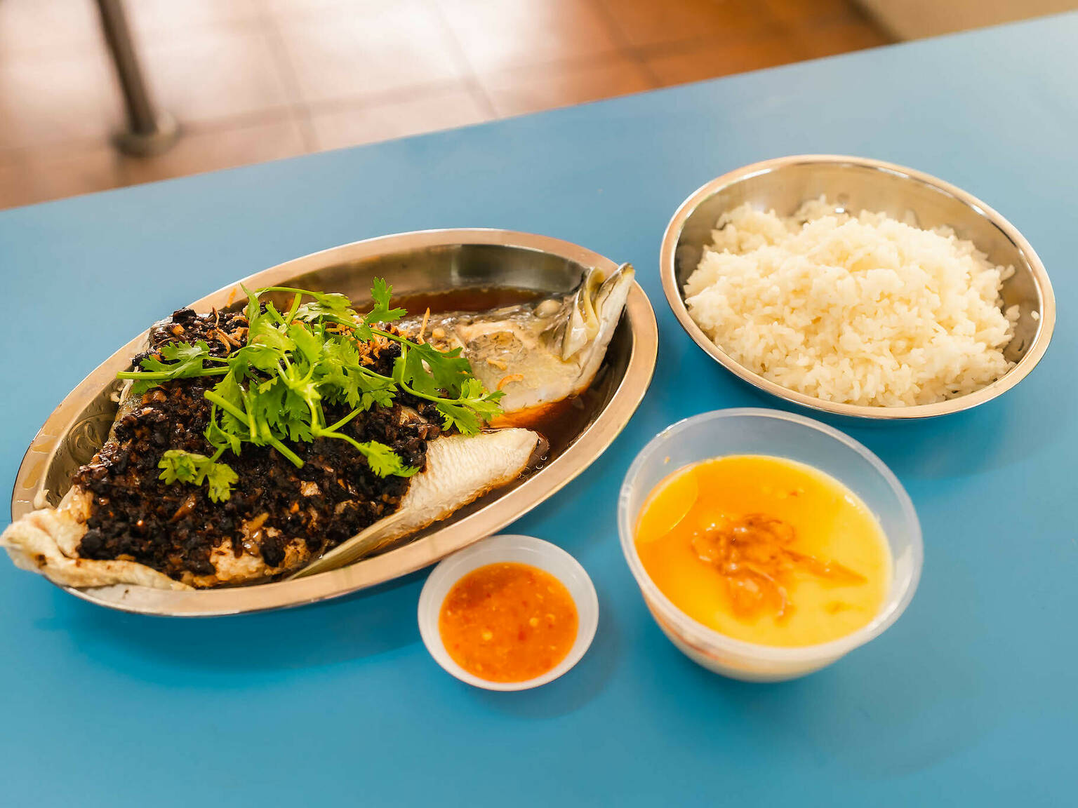 Guide to Golden Mile Food Centre: underrated gems and time-tested hawkers