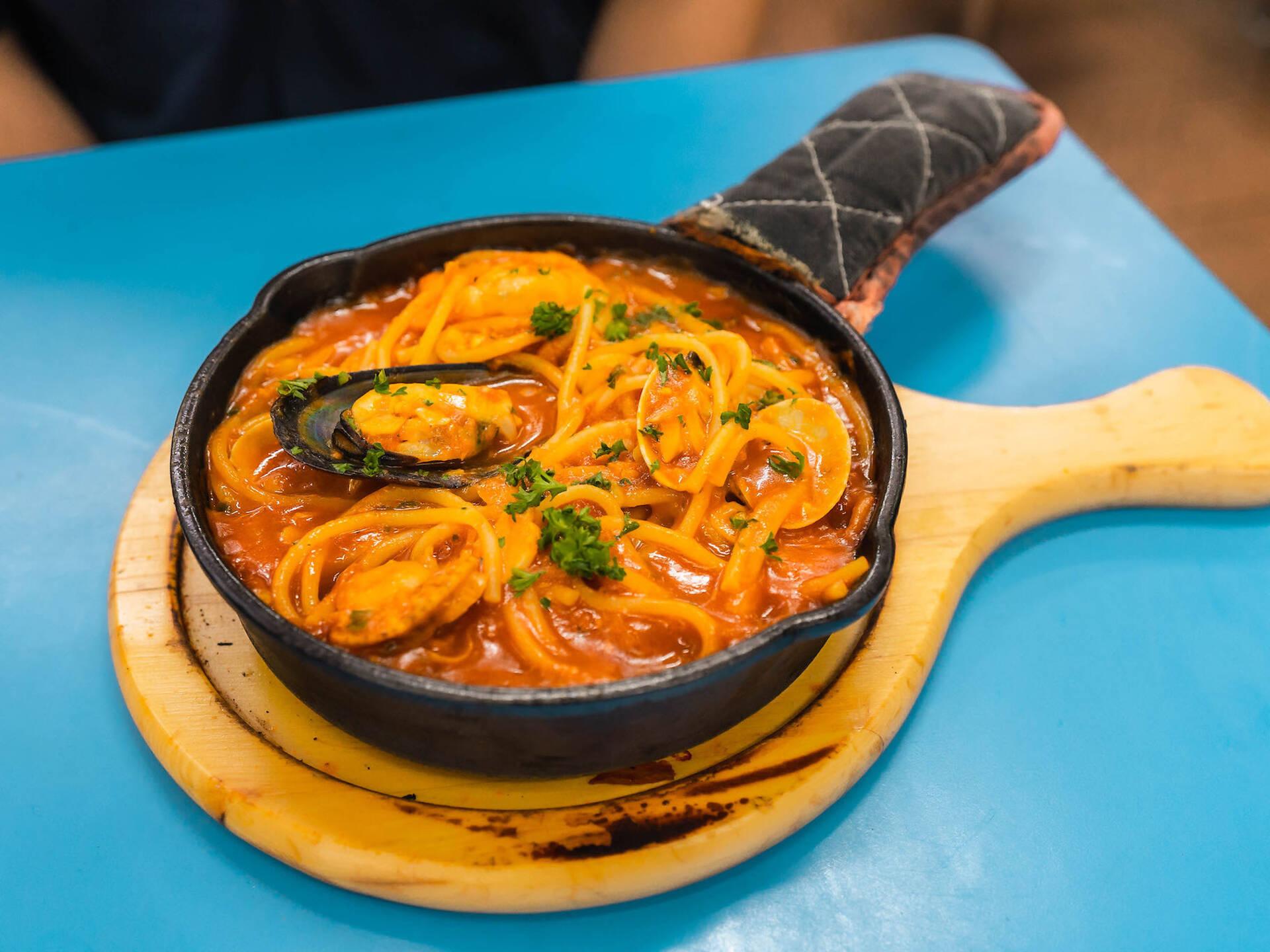 Guide to Golden Mile Food Centre: underrated gems and time-tested hawkers