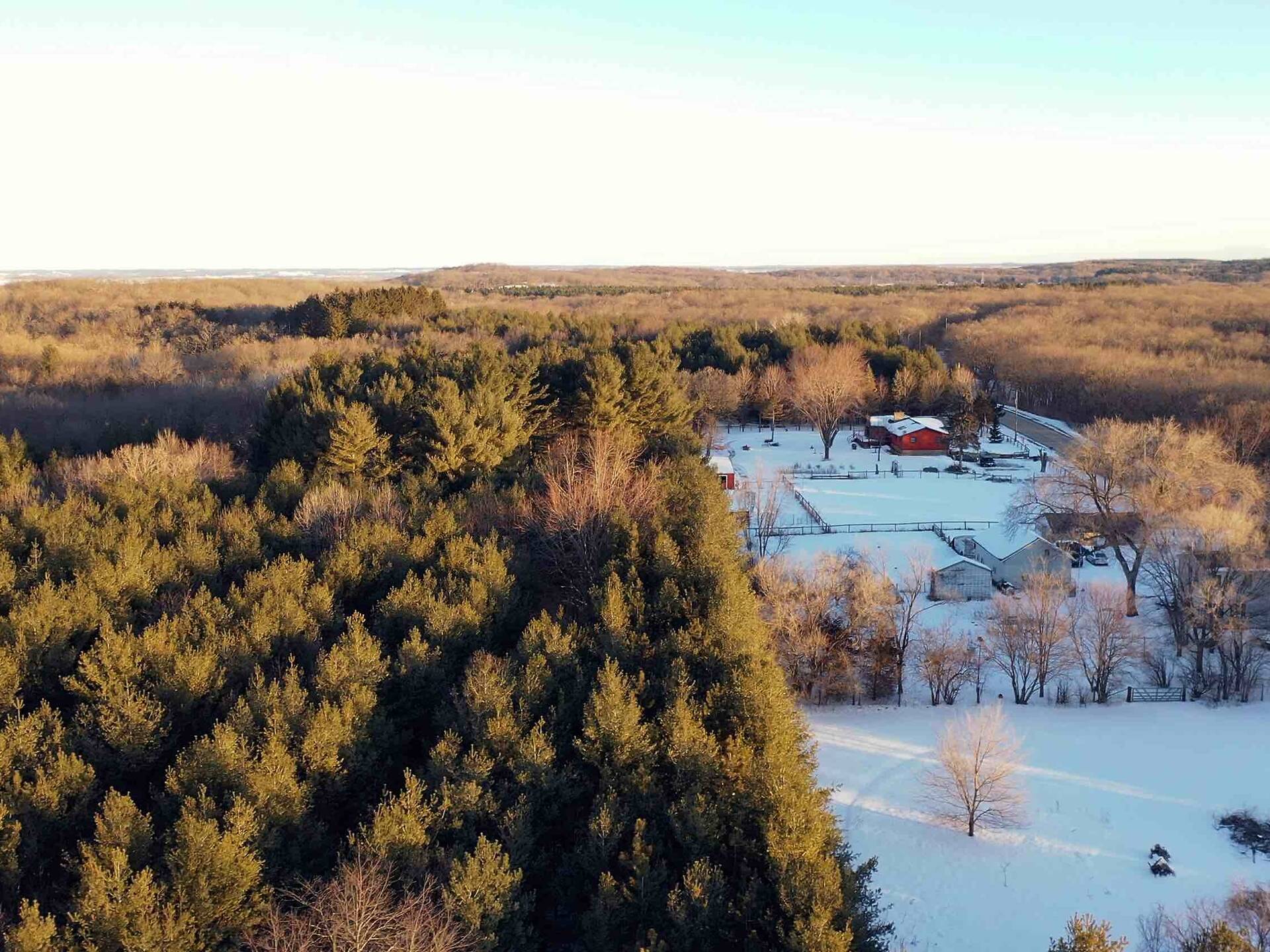 10 State and National Parks Near Chicago for Hiking and Camping