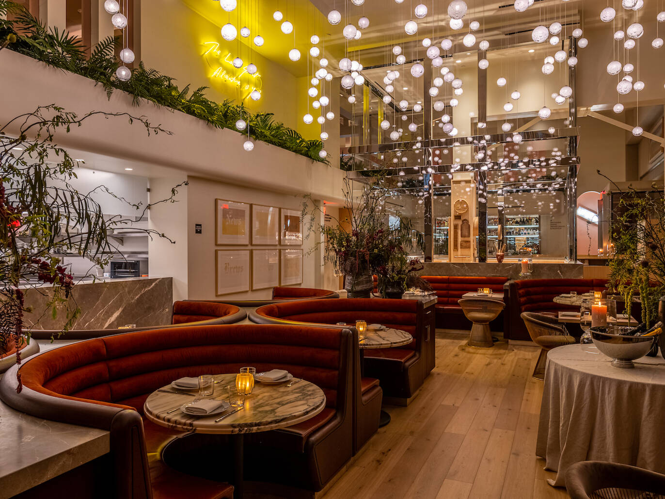 29 Best Beverly Hills Restaurants to Book Right Now