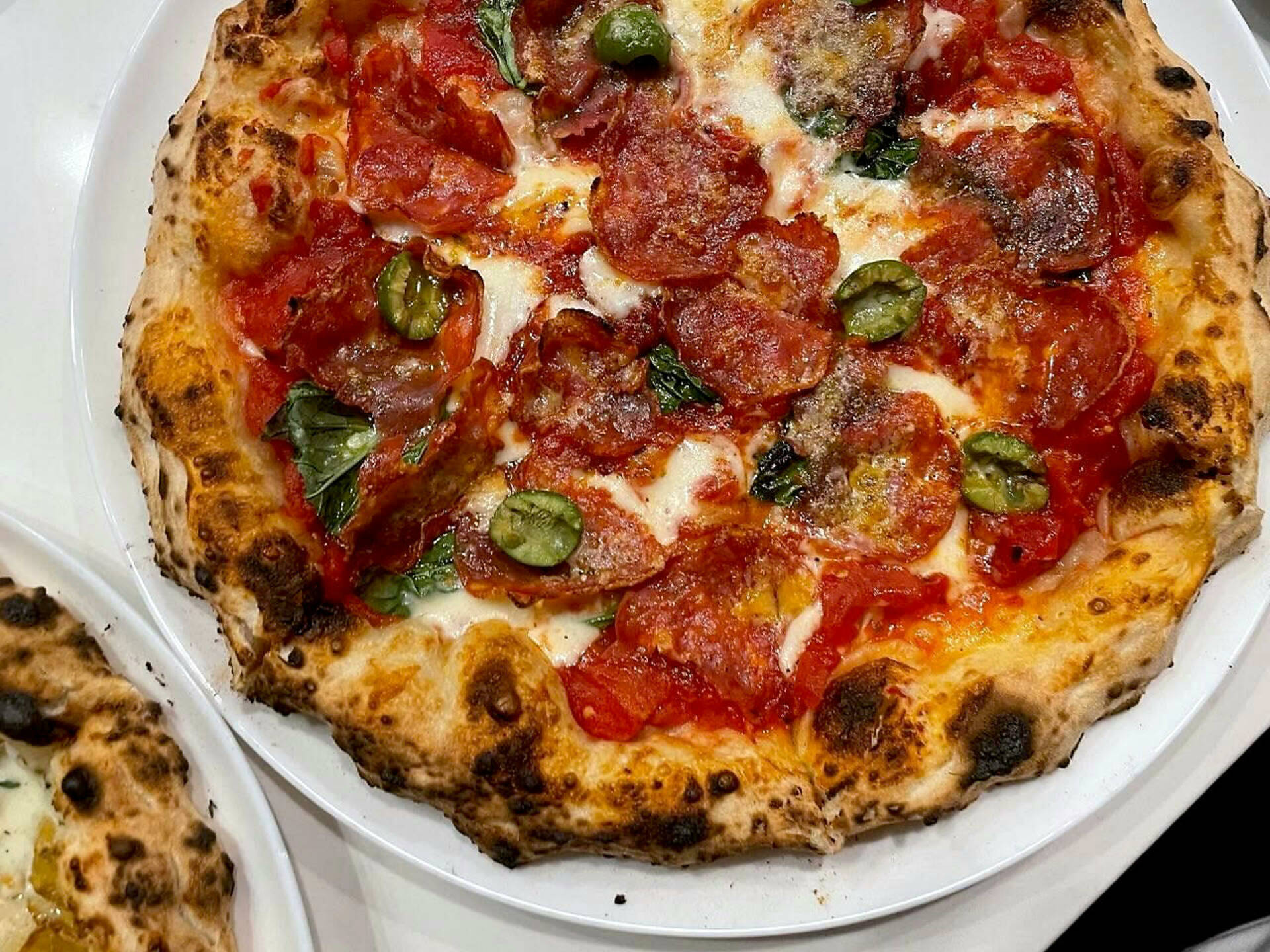 28 Best Pizza Spots in Los Angeles To Try in 2025