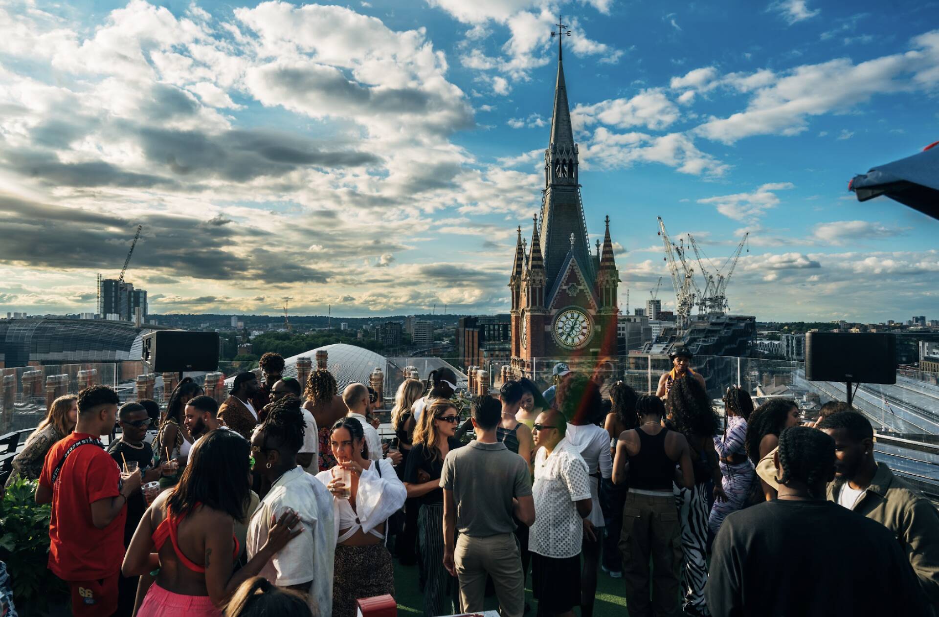 14 Best Birthday Ideas in London From Unusual To Classic Celebrations