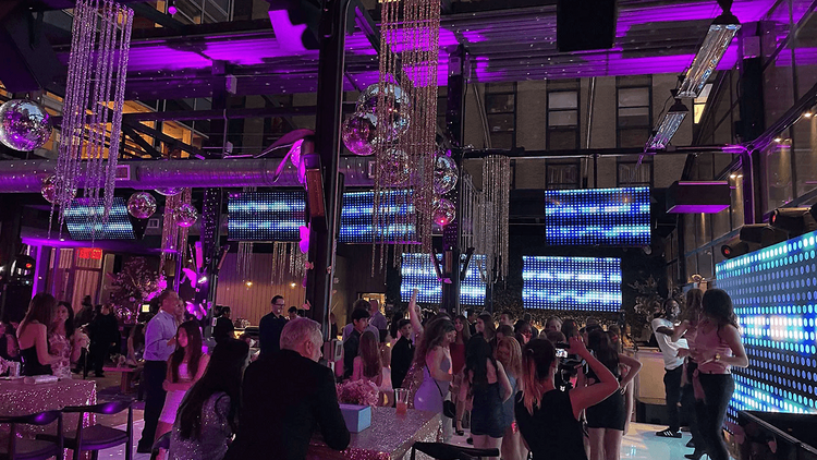 VERSA | Restaurants in Midtown West, New York