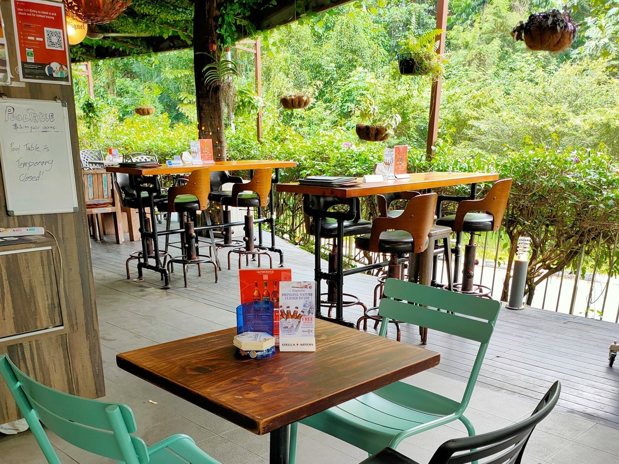 Famous Hangout | Restaurants in Yishun, Singapore