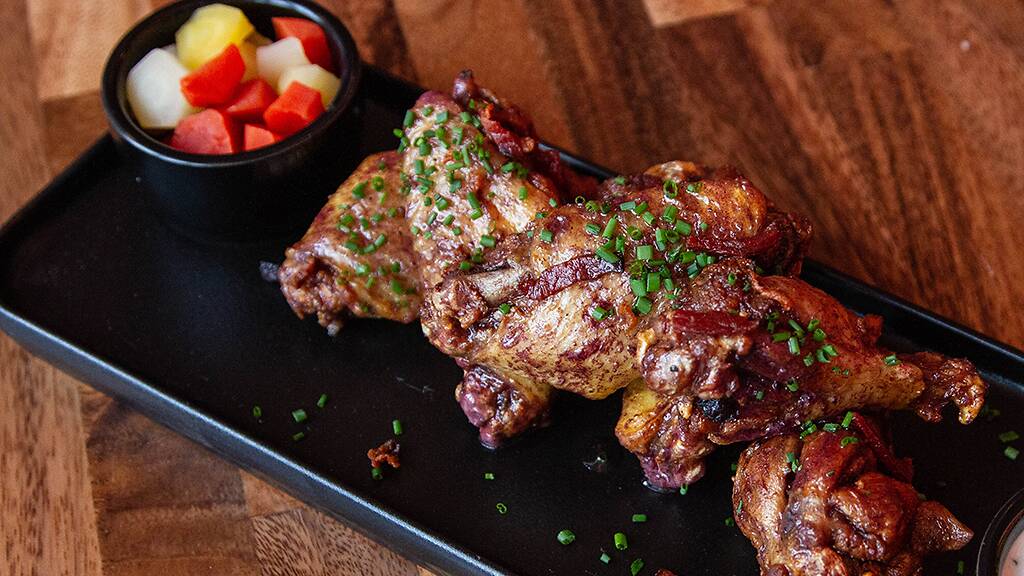 Tootles and French | Bars in Astoria, New York