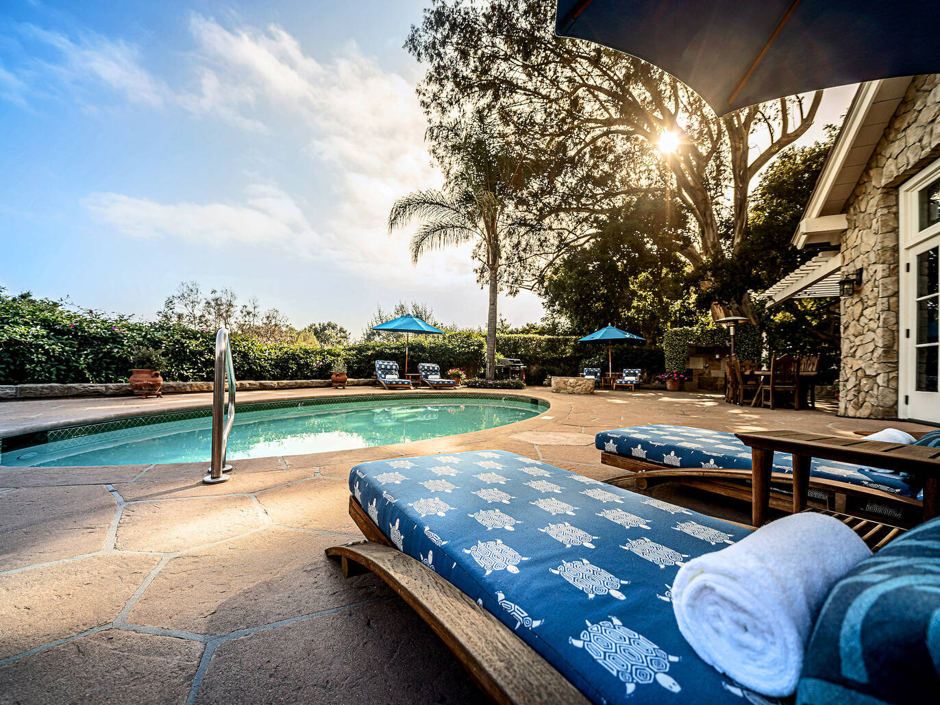10 Best Hotels With A Private Pool in the US For A Luxury Retreat
