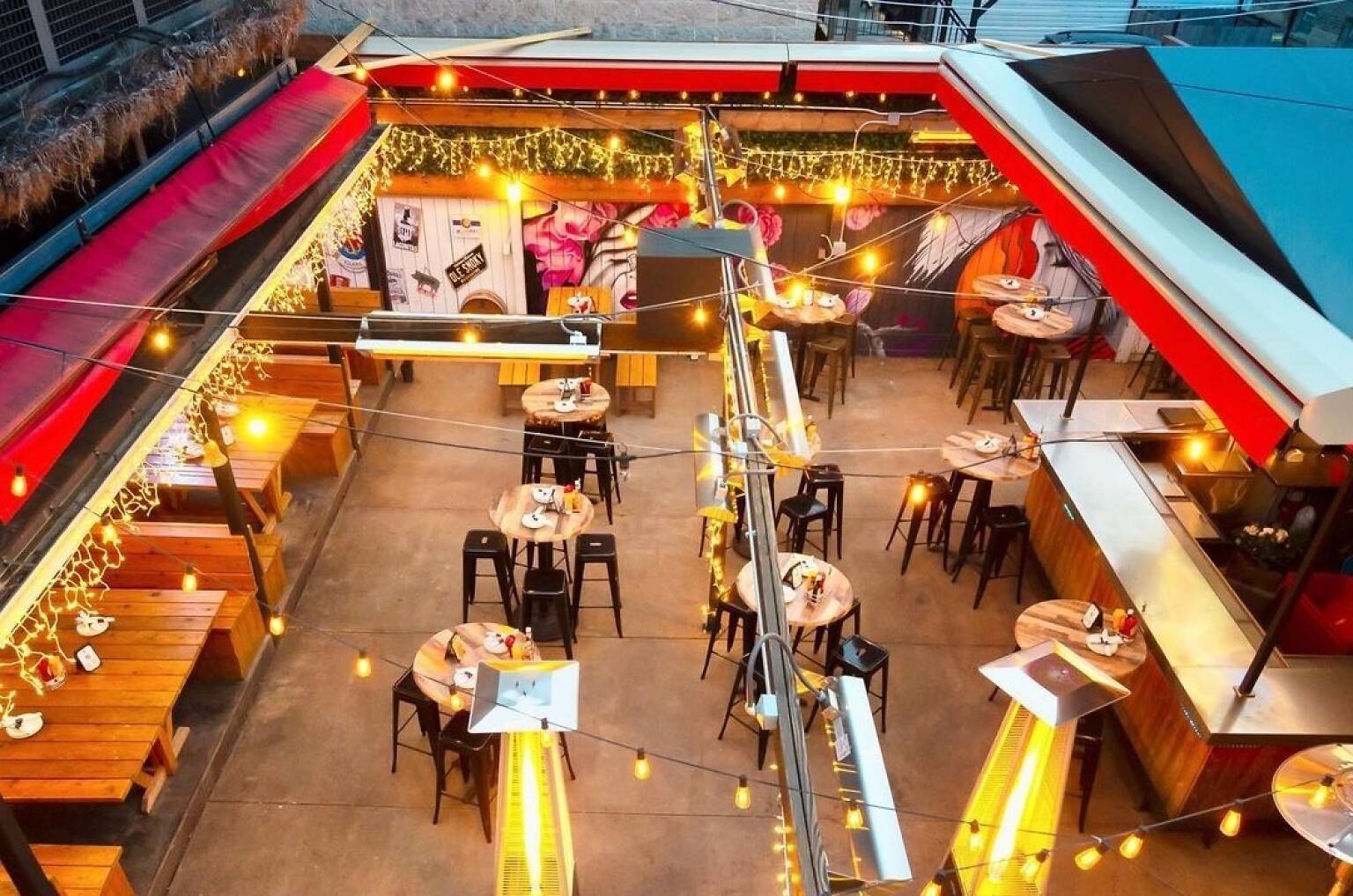 25 Best Beer Gardens For Outdoor Drinking in Chicago