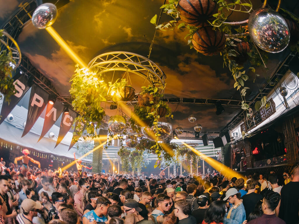 18 Best Clubs in Miami For Partying in South Beach, Downtown and More