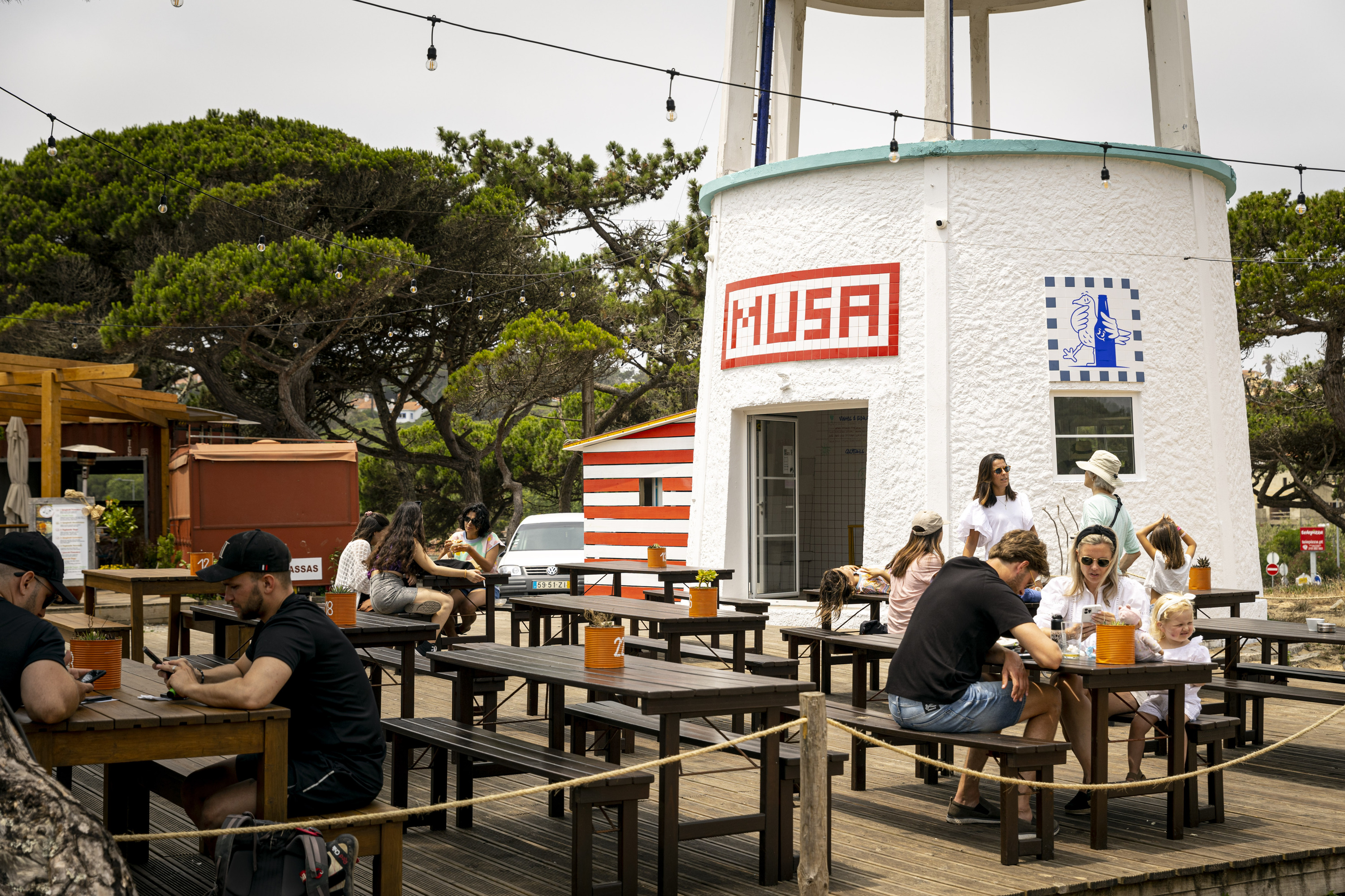 Musa da Praia: uma antiga torre de água que agora abastece com cerveja