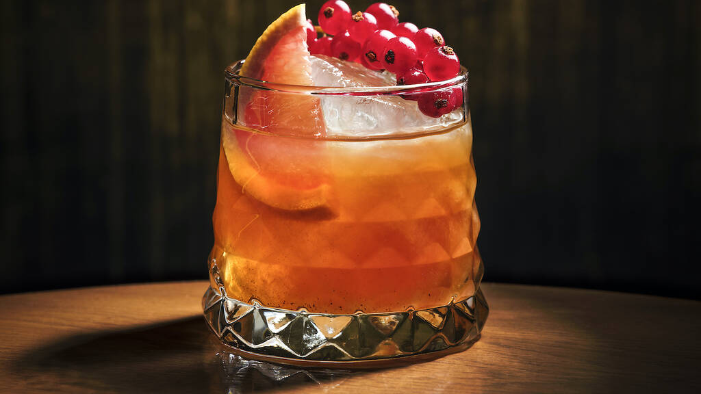 Punch Room at The London EDITION | Bars and pubs in Fitzrovia, London