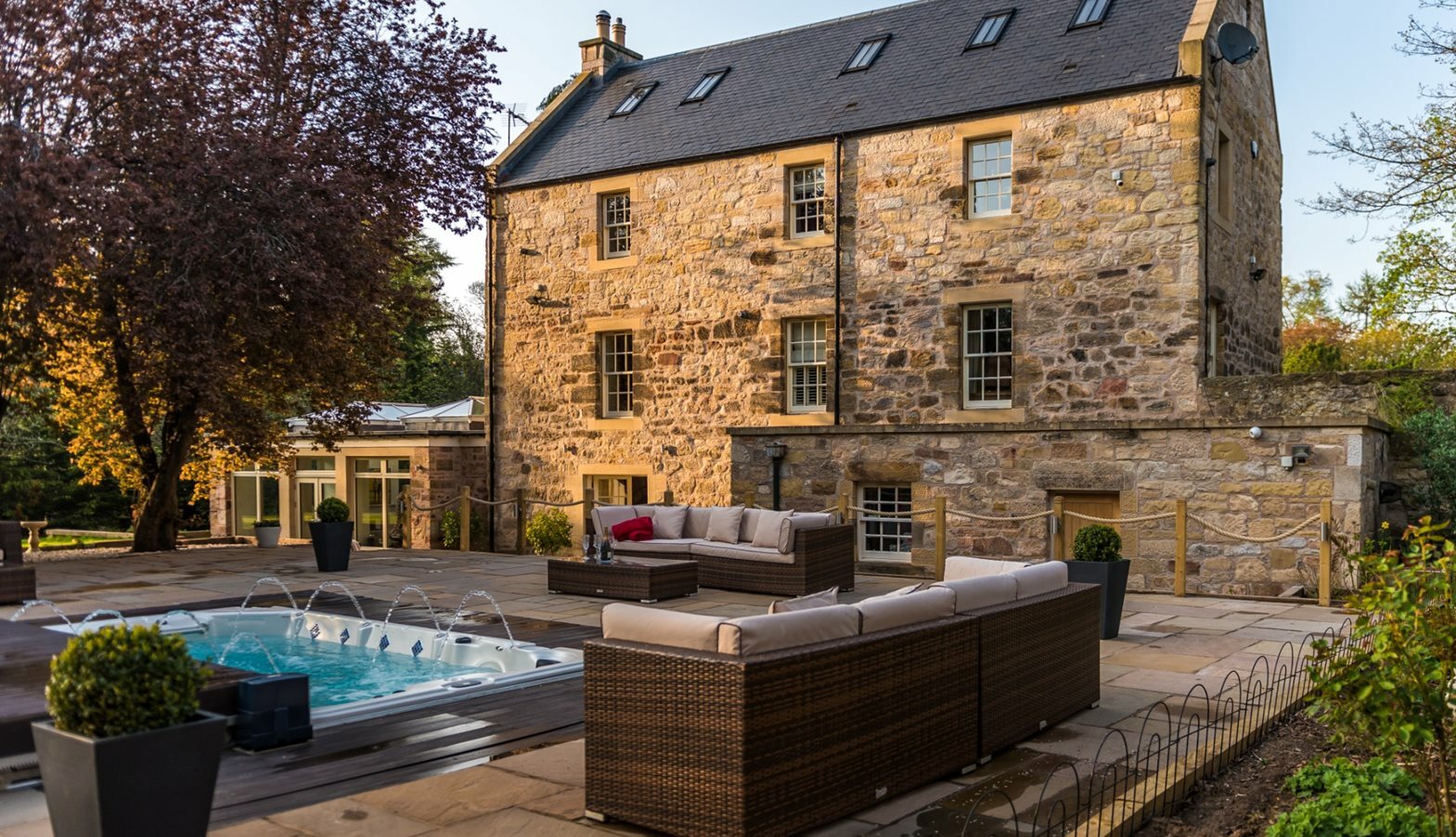 Massive Holiday Home in Edinburgh Has Been Named One of the Best in ...