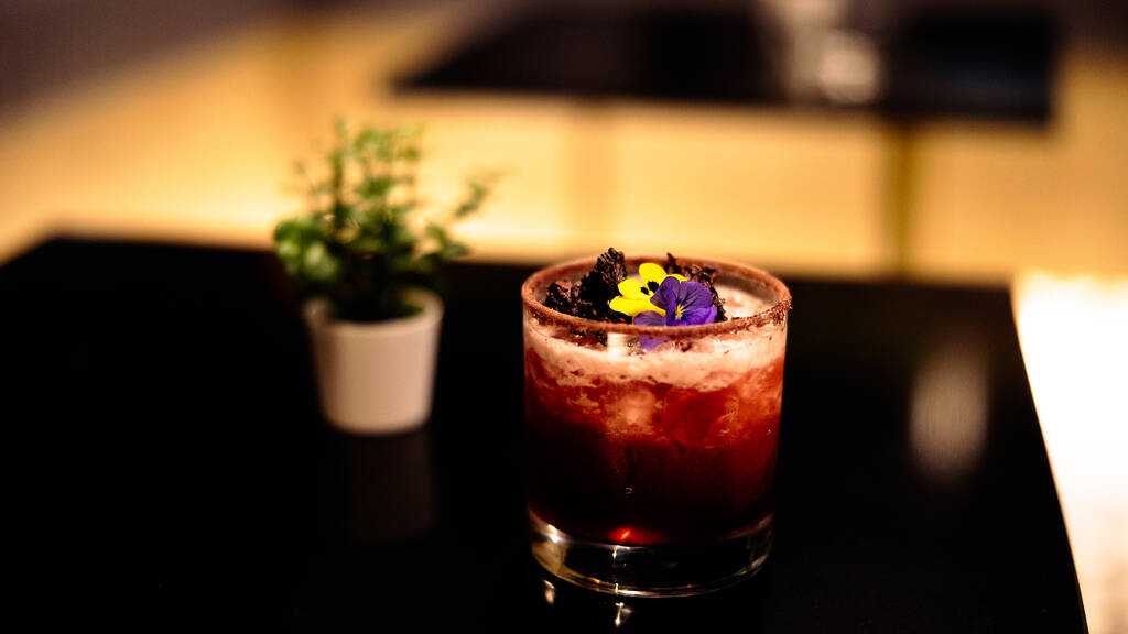 Alia Rooftop: mezcalitas, alberca y jacuzzi al aire libre en la Nápoles