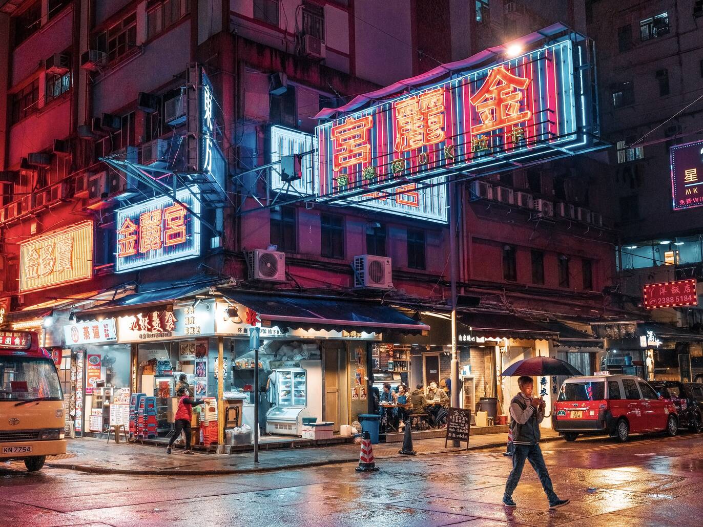 Hong Kong neon signs: A guide to capturing the best neons in Hong Kong