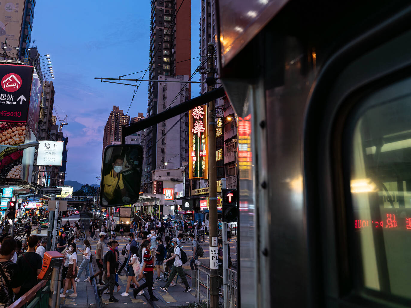 Hong Kong neon signs: A guide to capturing the best neons in Hong Kong