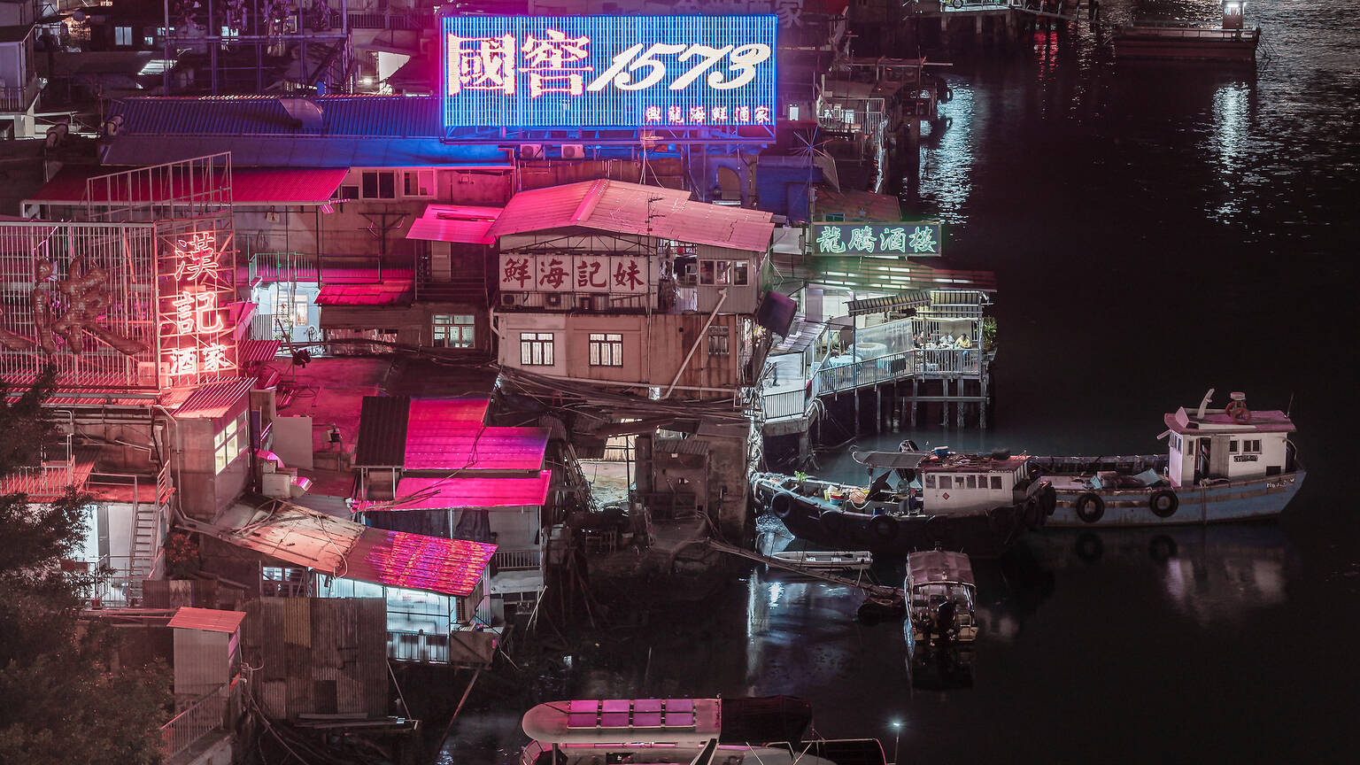 Hong Kong neon signs: A guide to capturing the best neons in Hong Kong