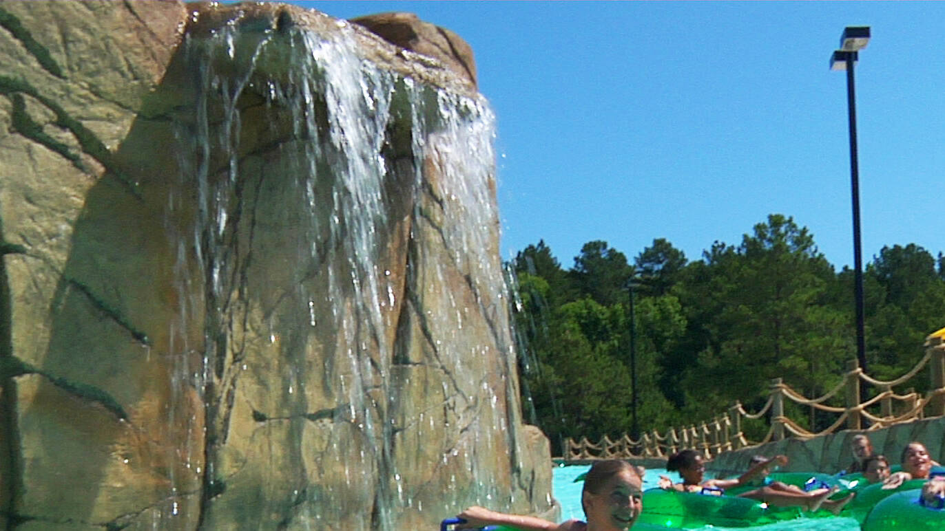 14 Best Lazy Rivers in the U.S. For a Chill Day on the Water