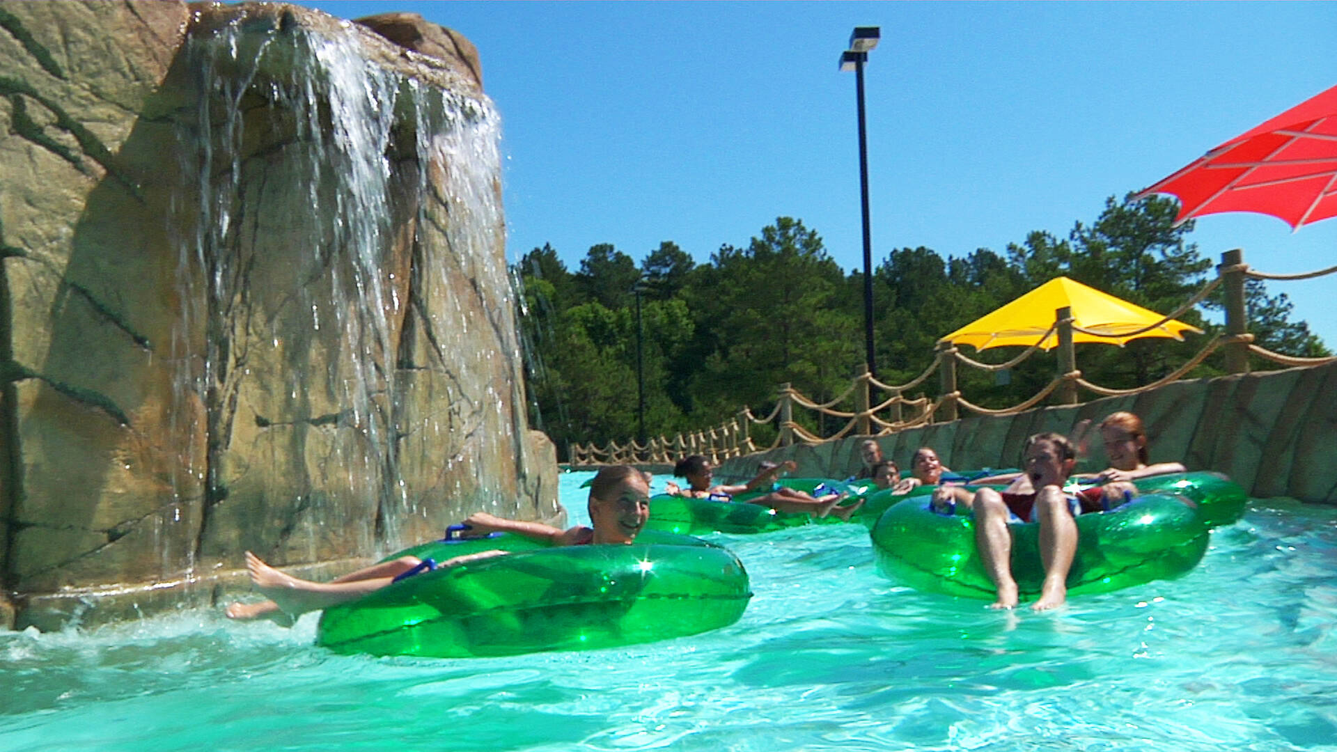 14 Best Lazy Rivers in the U.S. For a Chill Day on the Water