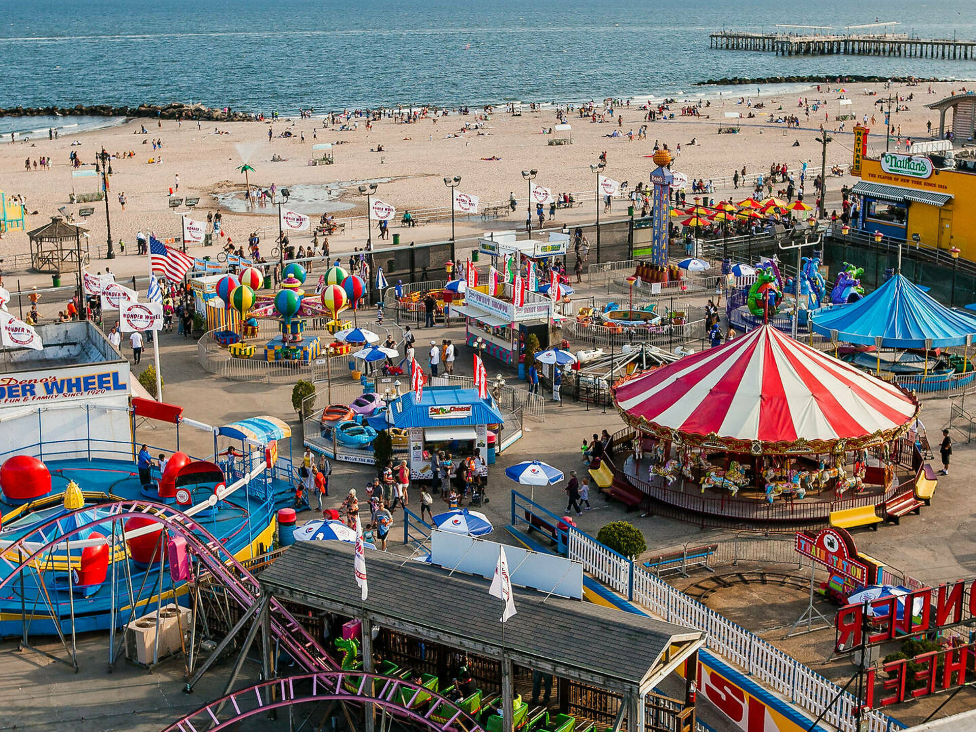 15 Best Boardwalks in the US For Scenic Waterfront Strolls