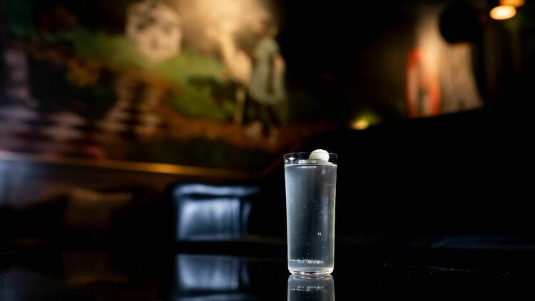 On the shift: Bartender guest shifts to catch in Hong Kong