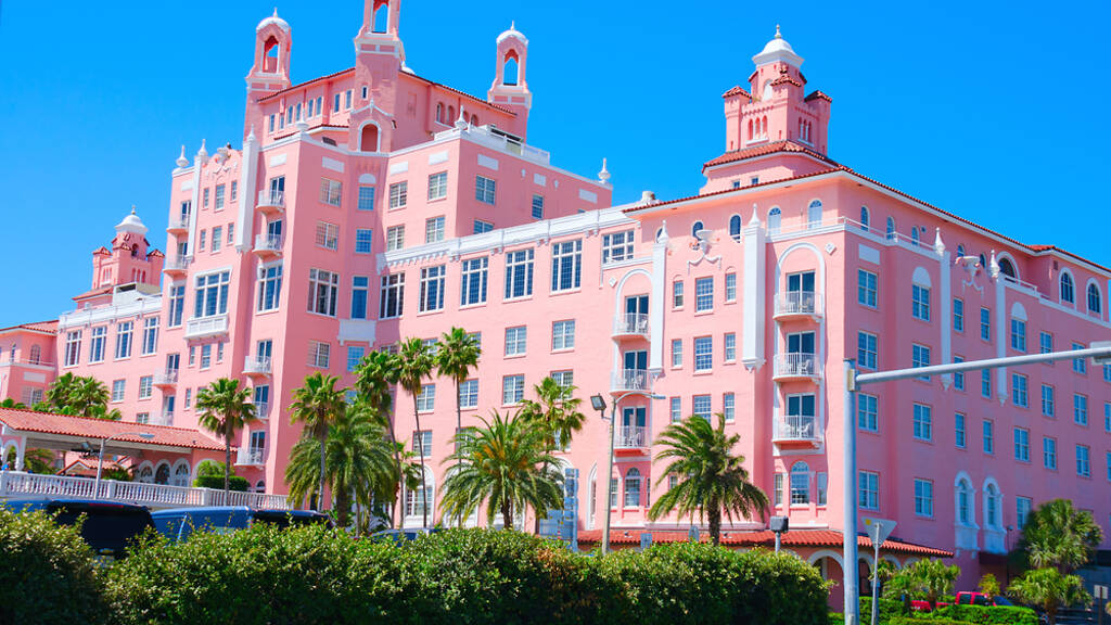 8 Prettiest Pink Places Around the World