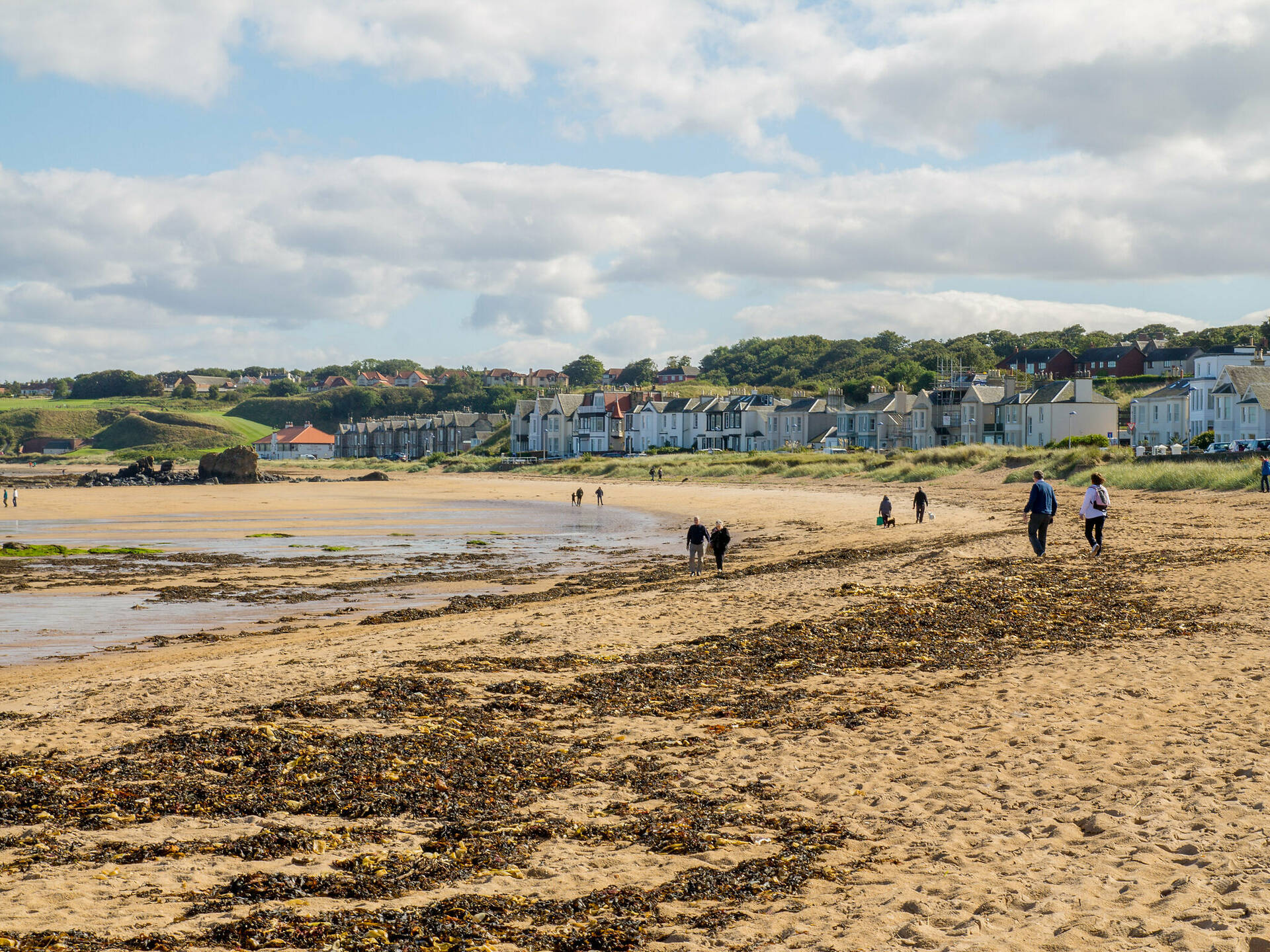 6 Best Beaches Near Edinburgh That Locals Love