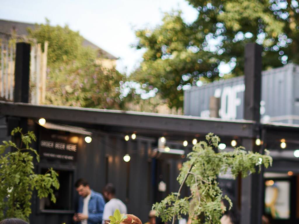 14 Best Outdoor Bars in London: Where To Drink Outside