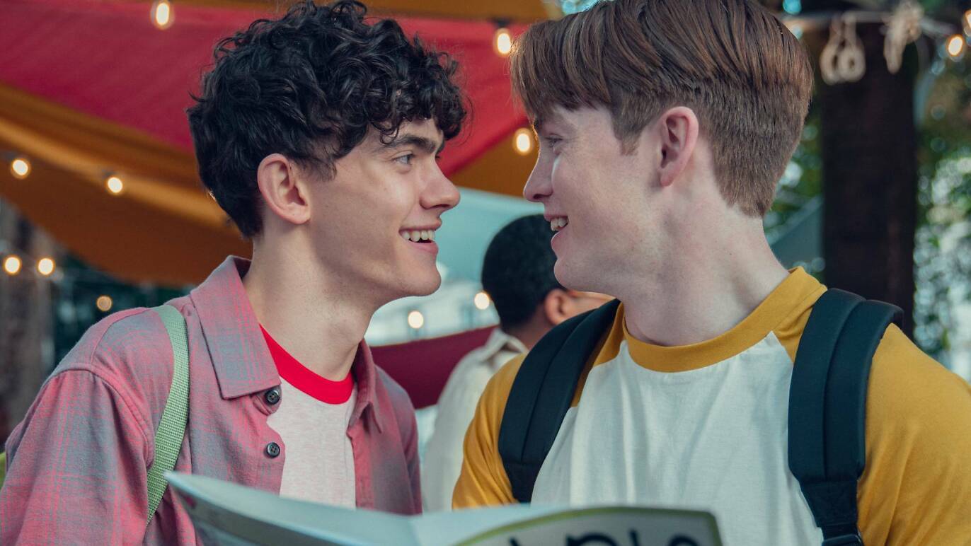Where Was Heartstopper S2 Filmed? Filming Locations in Paris and Kent ...