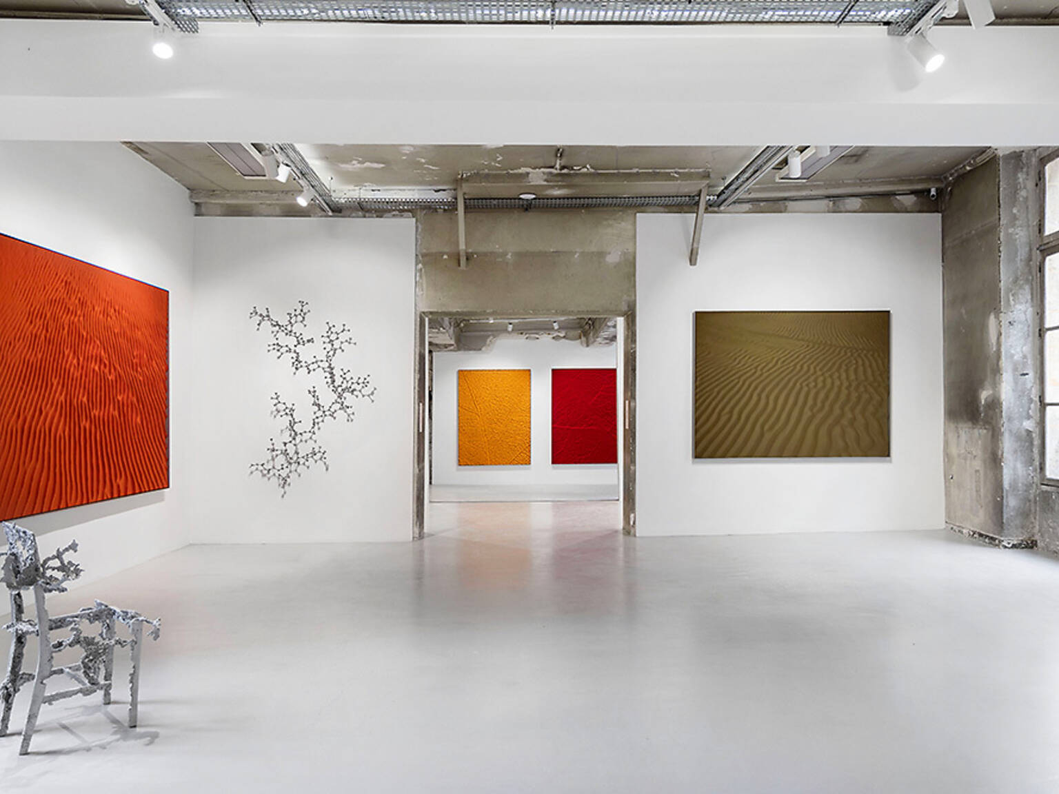 21 Best Art Galleries in Paris, Picked By Local Critics