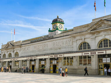 12 Most Beautiful Train Stations in the UK