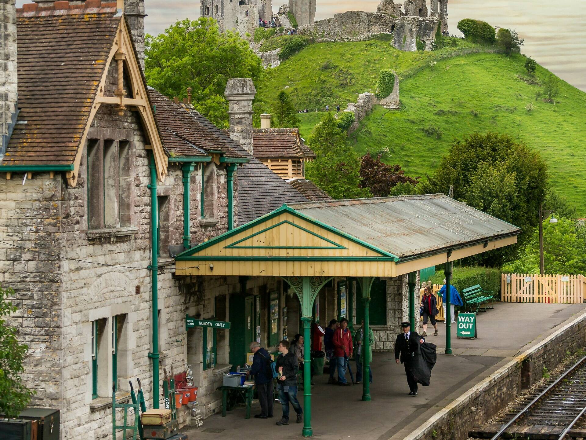12 Most Beautiful Train Stations in the UK