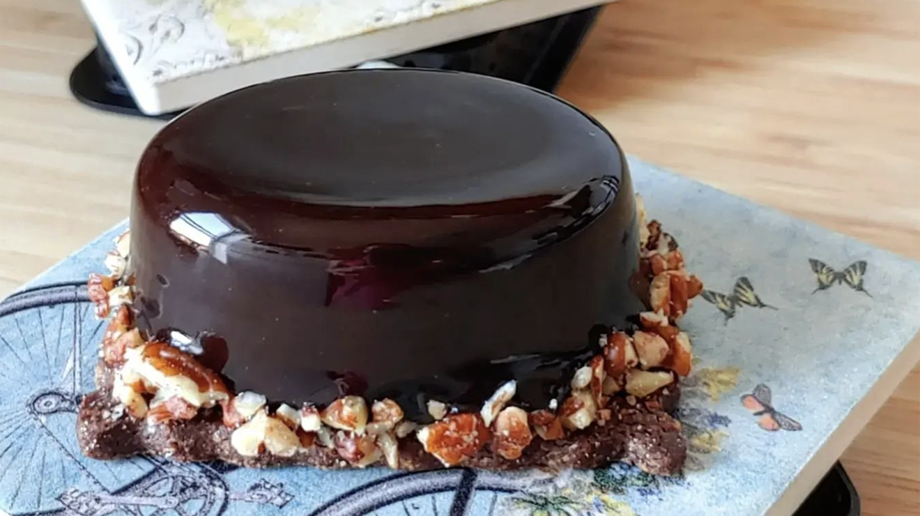 Pastries by Anne | Restaurants in Astoria, New York