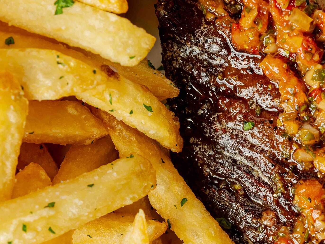 29 Best Chicago Steakhouses For Your Next Fancy Dinner