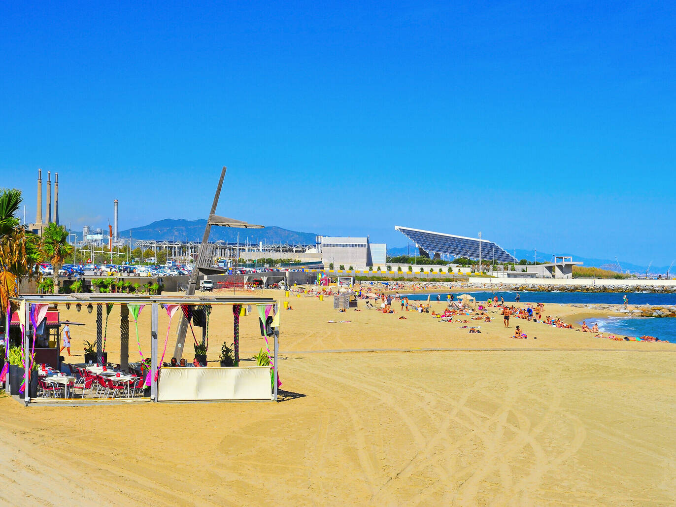 8 Best Beaches in Barcelona, By Locals