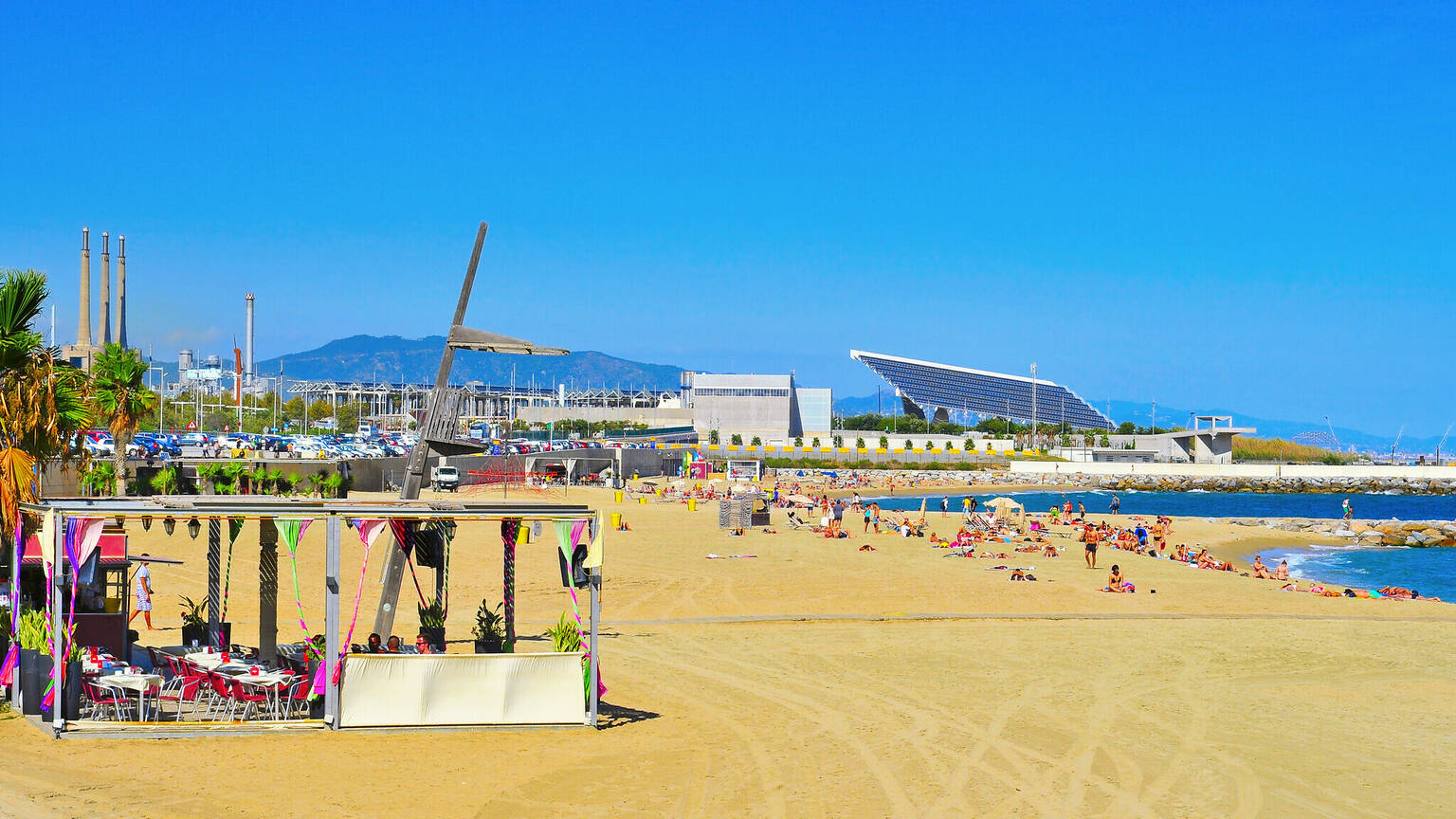 8 Best Beaches in Barcelona, By Locals