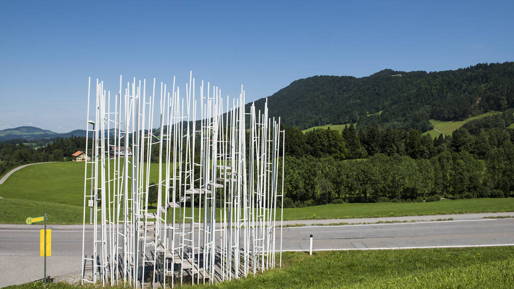 9 Top Places To Visit in the Austrian Alps for Skiing, Hiking and More