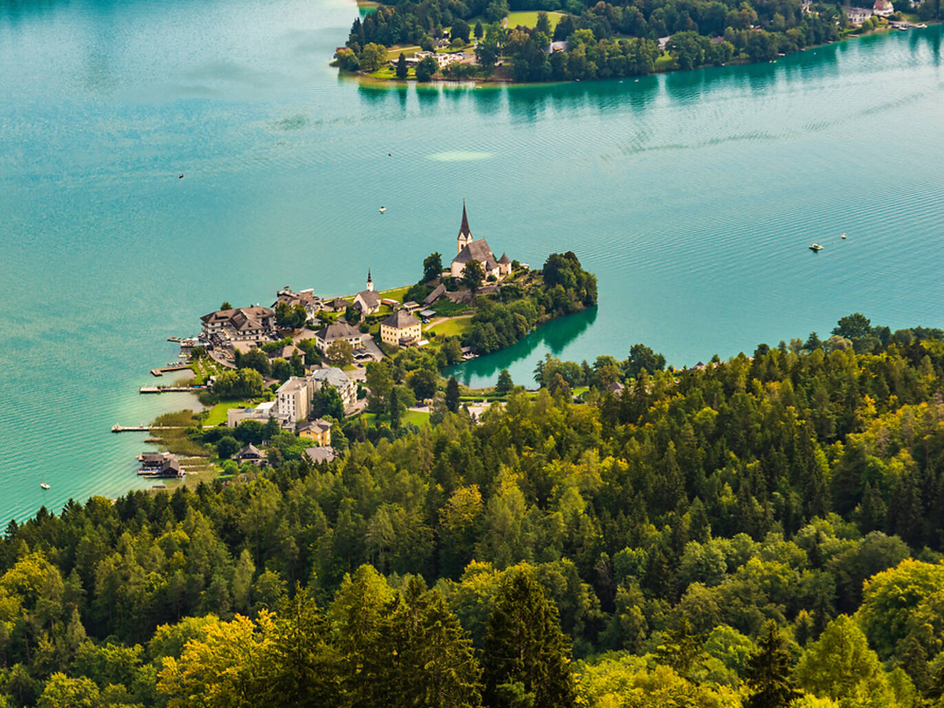 9 Top Places To Visit in the Austrian Alps for Skiing, Hiking and More