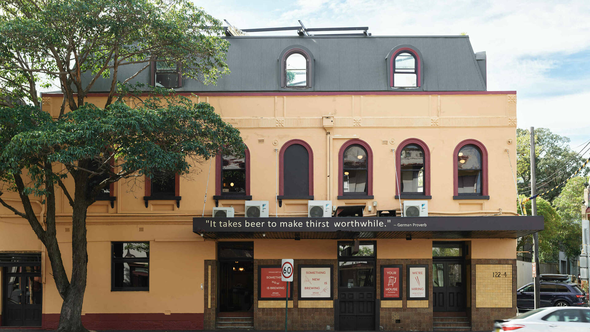 The Taphouse in Darlinghurst serves Cantonese food and local beer
